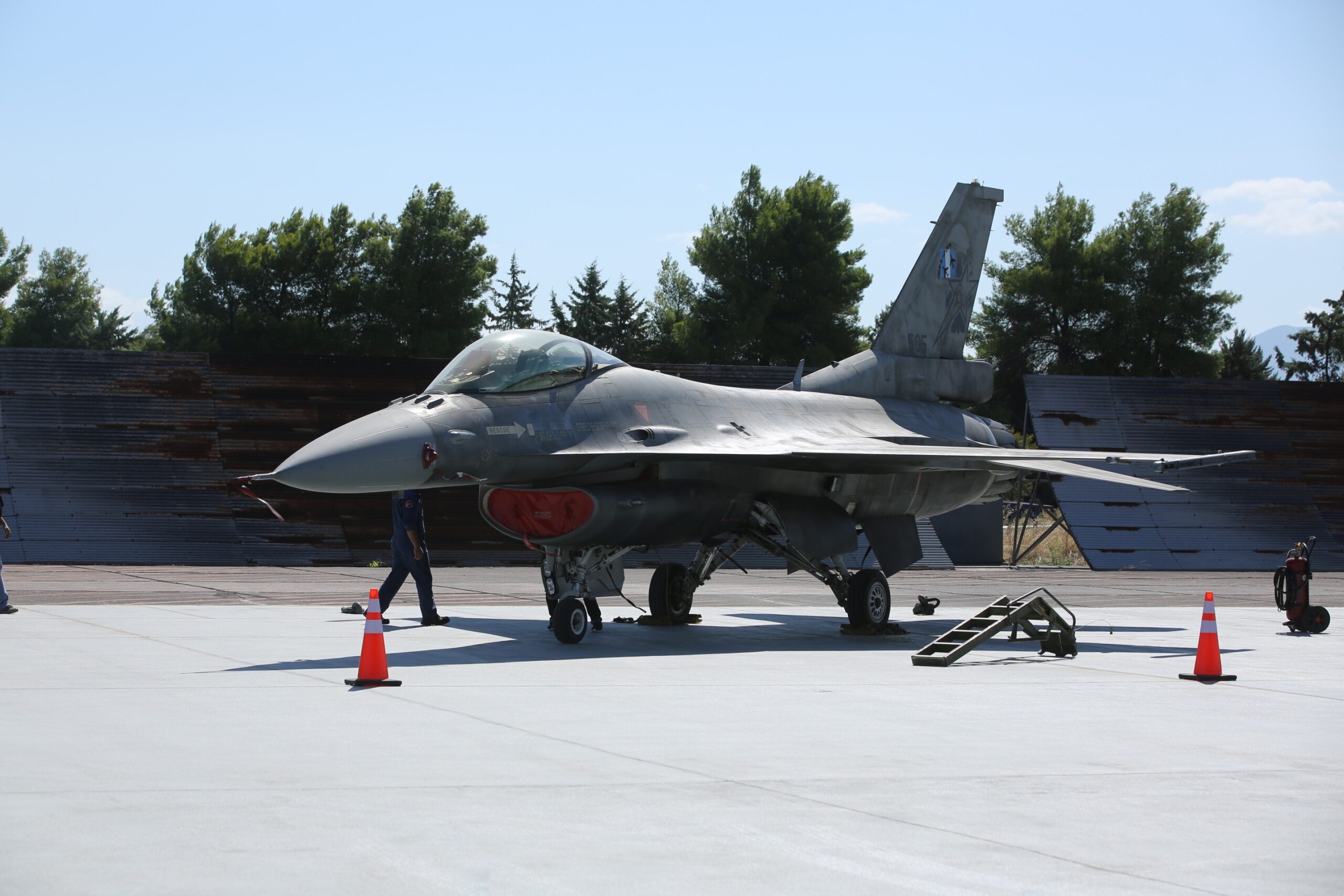 ο ιστορικό των δύο πρώτων αεροσκαφών F-16 Viper