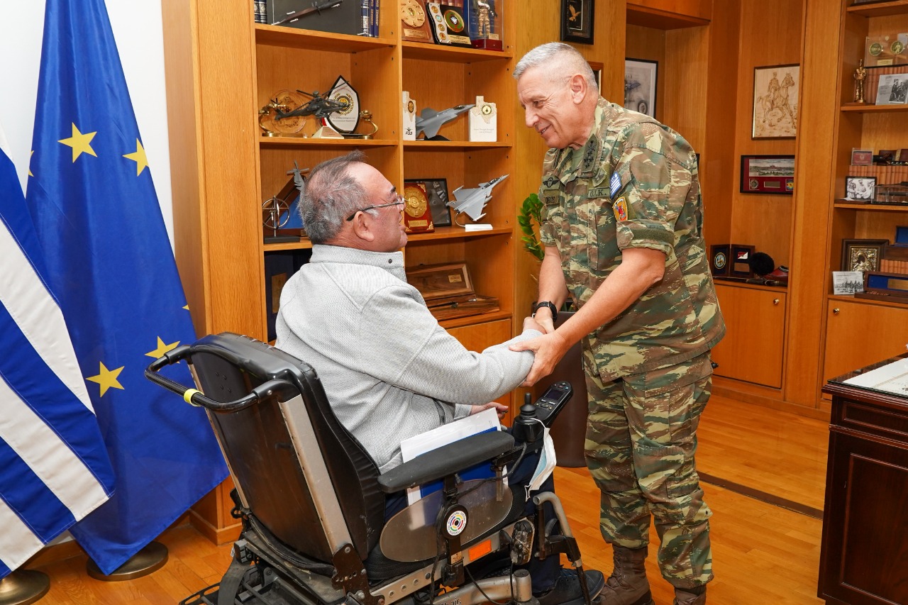 Συνάντηση Αρχηγού ΓΕΕΘΑ με τον Συνταγματάρχη Ε. Κακοσαίο