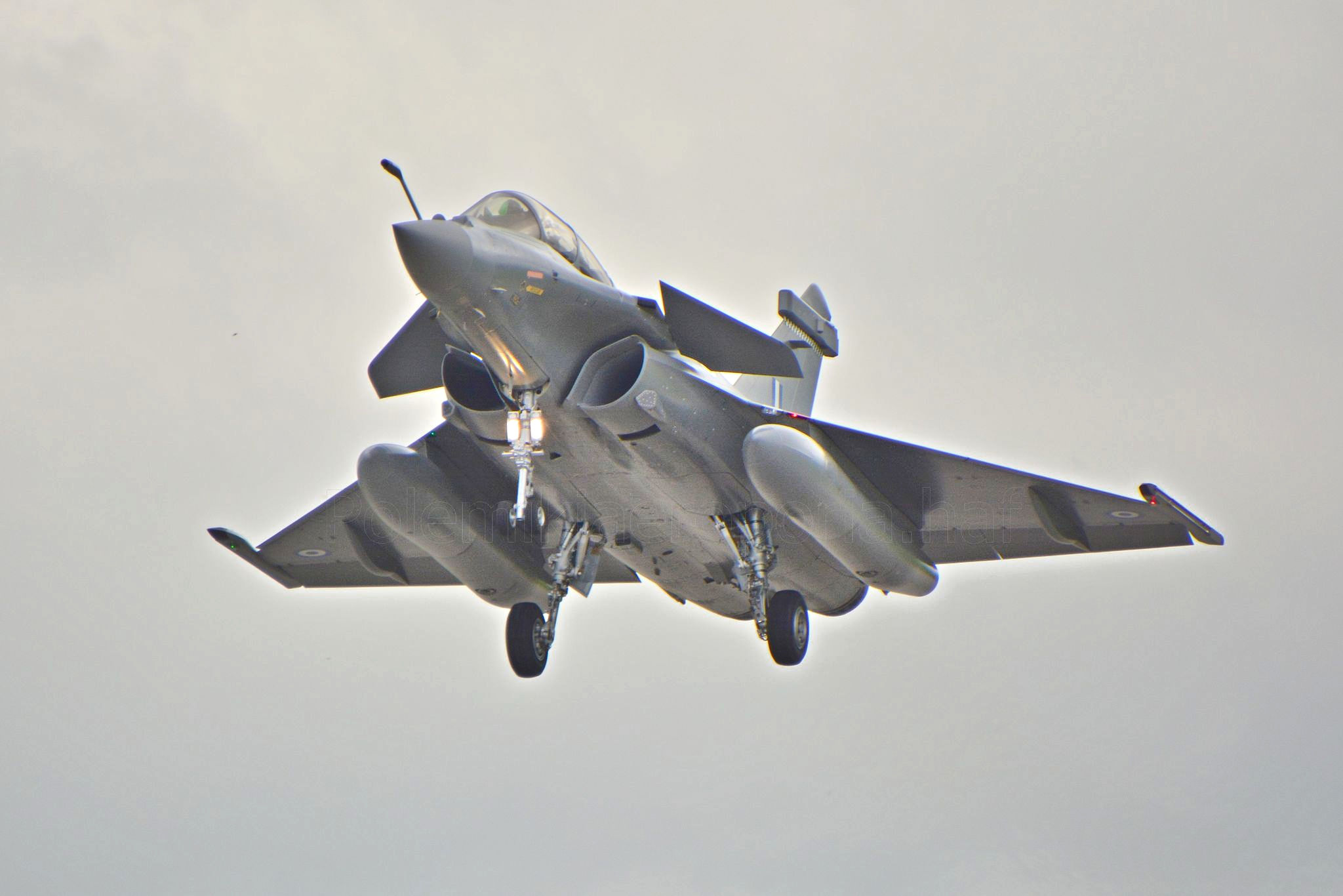 Συνεχίζονται οι παραδόσεις των Rafale, άλλα 2 αεροσκάφη στην 114 ...
