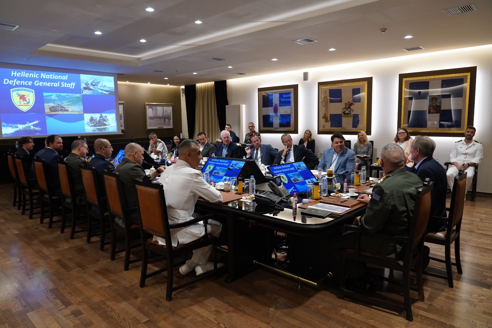 Επίσκεψη Αντιπροσωπείας του Κογκρέσου των ΗΠΑ στο ΓΕΕΘΑ