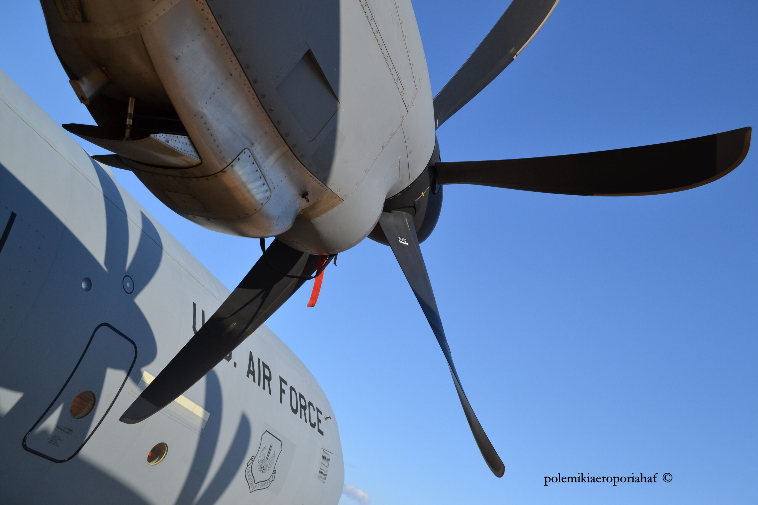 ΠΟΛΕΜΙΚΗ ΑΕΡΟΠΟΡΙΑ : Πάμε για 6+2 C-130J Super Hercules - Πολεμική ...
